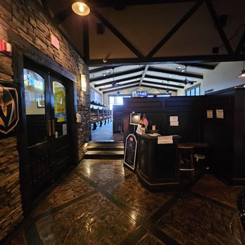 WINCHELL’S PUB & GRILL - Updated March 2025 - 253 Photos & 252 Reviews ...