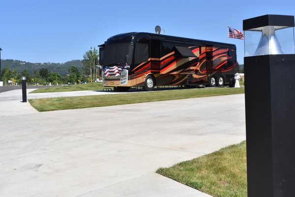 BAR RUN GOLF & RV RESORT - 24 Photos - 640 Shady Dr, Roseburg, Oregon ...