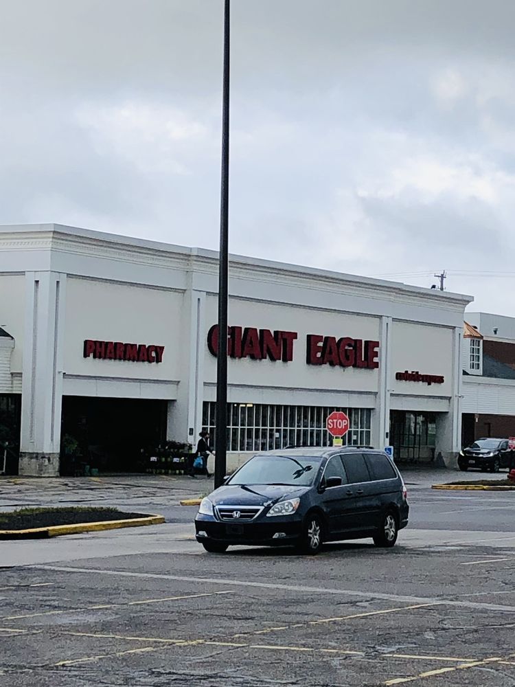 GIANT EAGLE - Updated December 2025 - 14 Reviews - 3750 W Market St ...
