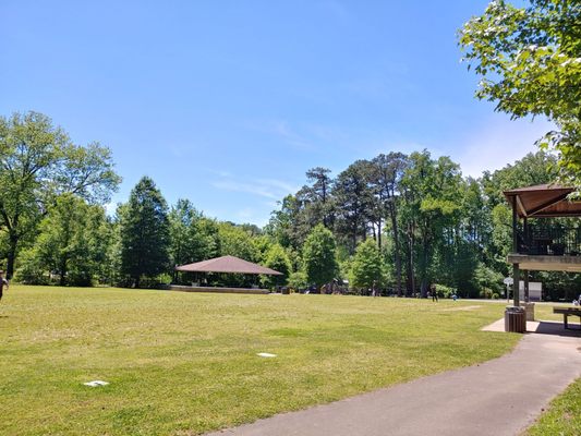 GLENLAKE PARK - Updated May 2024 - 41 Photos & 14 Reviews - 1121 Church ...