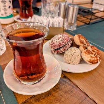 MODA CAFE AND RESTAURANT - Updated January 2026 - 391 Photos & 116 ...