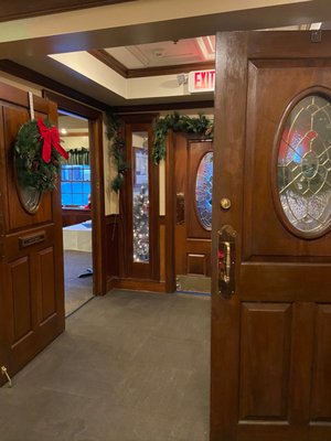 SPRING HOUSE TAVERN - Updated August 2025 - 107 Photos & 200 Reviews ...