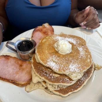 YANKEE CLIPPER DINER - Updated May 2025 - 234 Photos & 212 Reviews ...