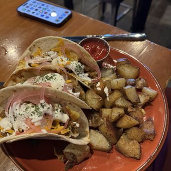 TOM FOOLERY’S RESTAURANT & BAR - Updated October 2025 - 126 Photos ...