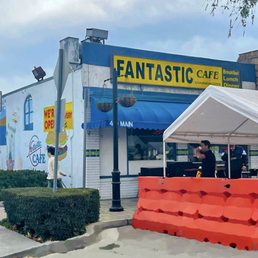 FANTASTIC CAFE - Updated June 2025 - 124 Photos & 181 Reviews - 410 ...