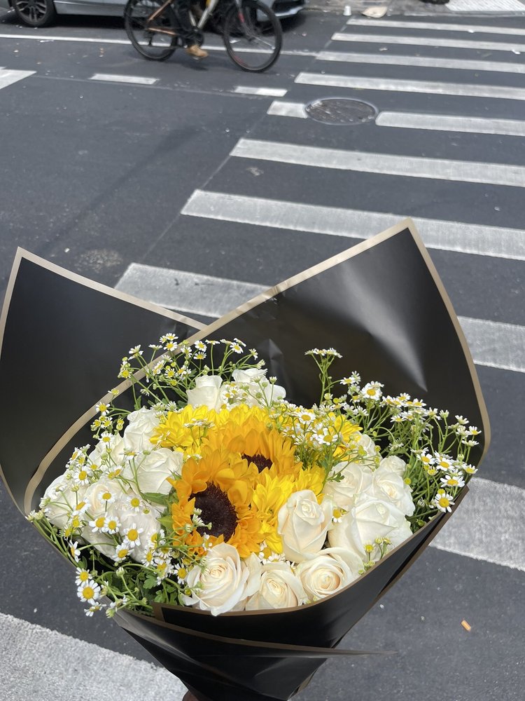 EMELY FLOWER SHOP - 27 Photos - 240 Sullivan St, New York, New York ...