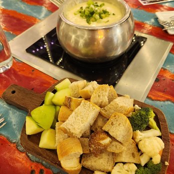 THE MELTING POT - Updated February 2025 - 719 Photos & 751 Reviews ...