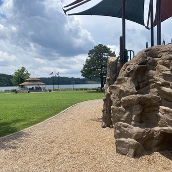 CAUBLE PARK AT ACWORTH BEACH - Updated October 2025 - 76 Photos & 14 ...