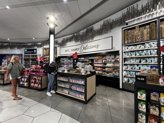 THE BOWERY BAY SHOPS - Updated January 2026 - 34 Photos - 1 Central ...