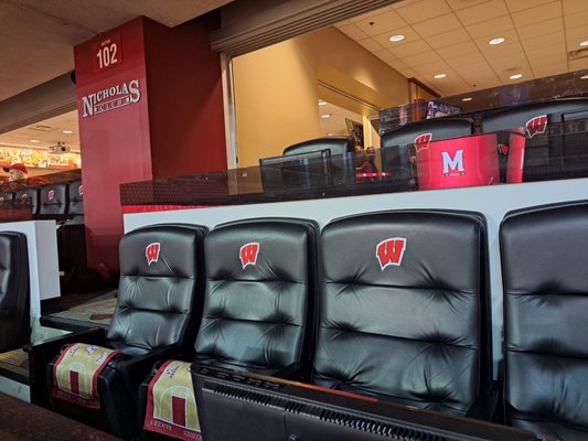 KOHL CENTER - Updated December 2025 - 75 Photos & 41 Reviews - 601 W ...