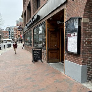 THE WHITE BULL TAVERN - 203 Photos & 229 Reviews - 1 Union St, Boston ...