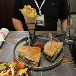 SPIN SEATTLE - Updated July 2025 - 381 Photos & 217 Reviews - 1511 6th ...