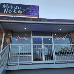 MITSU NEKO FUSION CUISINE AND SUSHI - Updated December 2024 - 353 ...