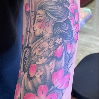 INKSTEIN TATTOO - Updated January 2026 - 1039 S Gutensohn Rd ...