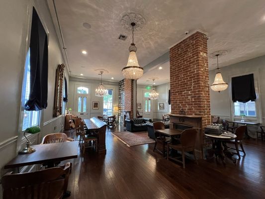 TRUMPET & DRUM COFFEE HOUSE - Updated September 2025 - 71 Photos & 37 ...