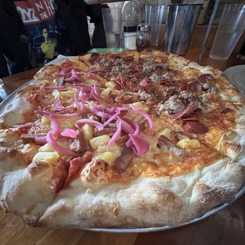 ESBC THE SLICE AND PINT - Updated 2024 - 517 Photos & 438 Reviews - 130 ...