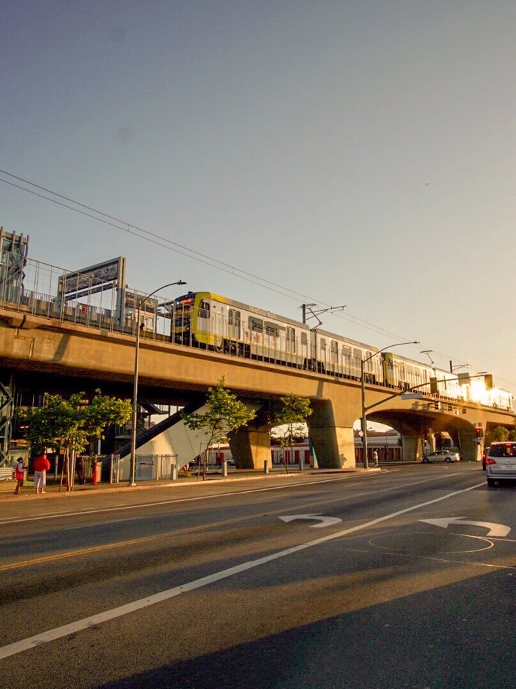 METRO E LINE - 22 Photos & 26 Reviews - 660 S Figueroa St, Los Angeles ...