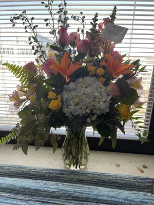 FLOWERS BY LOUIS HODY - Updated December 2025 - 20 Photos & 28 Reviews ...