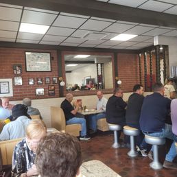 WEIN-O-RAMA - Updated July 2025 - 46 Photos & 110 Reviews - 1009 ...