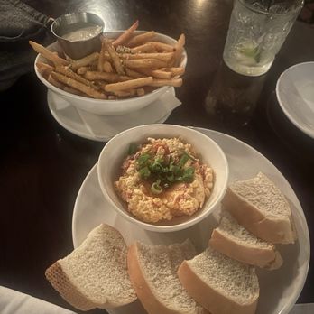 WHITE LIGHTNIN’ COCKTAIL AND CULINARY COMPANY - Updated October 2025 ...