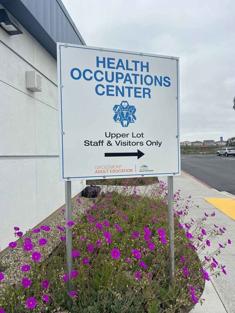 GROSSMONT HEALTH OCCUPATIONS CENTER - 12 Photos & 25 Reviews - 9368 ...