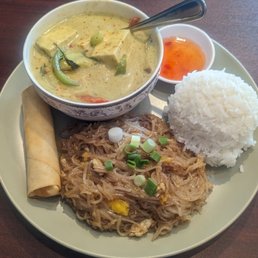 MINTRA THAI CUISINE - Updated August 2024 - 193 Photos & 81 Reviews ...