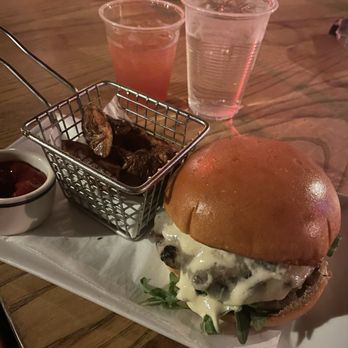 BACK BAY SOCIAL - Updated December 2025 - 544 Photos & 836 Reviews ...