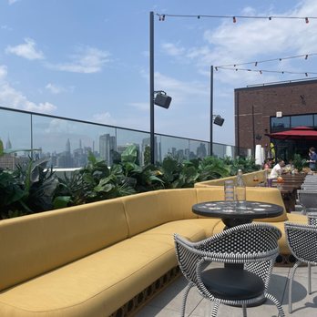 LILLISTAR - Updated August 2025 - 132 Photos & 40 Reviews - 353 Bedford ...