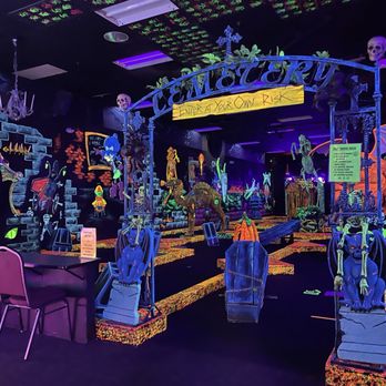 MONSTER MINI GOLF - Updated January 2026 - 68 Photos & 94 Reviews ...