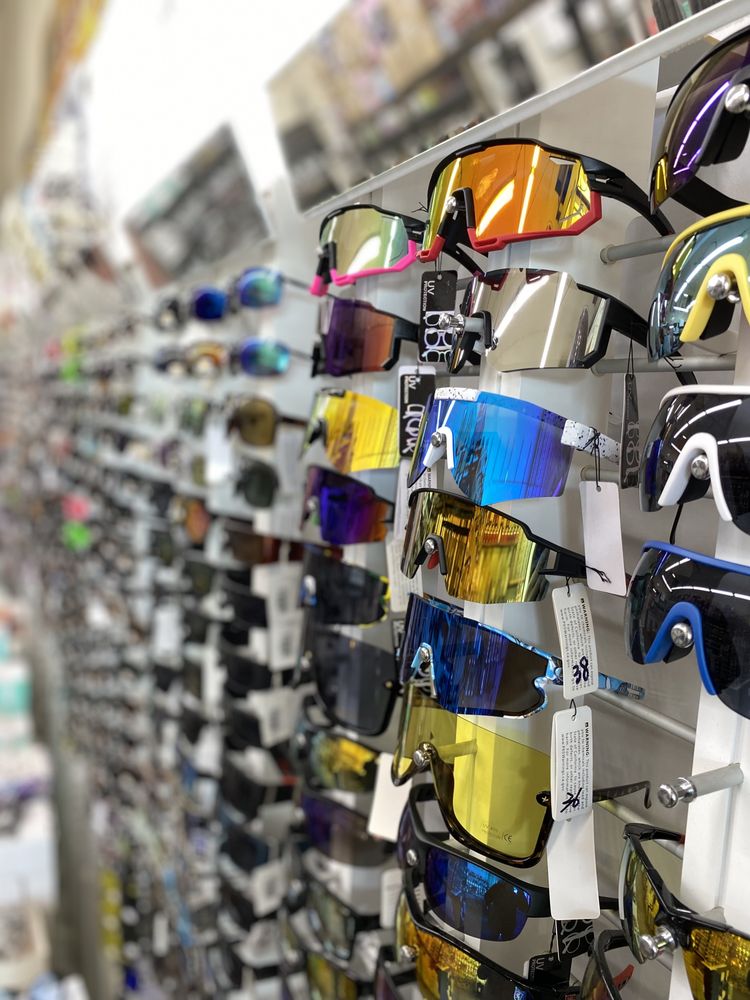 SUNBUSTER - Updated August 2025 - 16 Photos - 431 S Los Angeles St, Los ...