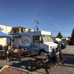 STACKS MOBILE BISTRO - Updated July 2025 - 49 Photos & 97 Reviews - 815 ...