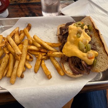 KLOOZ BREWZ - Updated November 2025 - 162 Photos & 125 Reviews - 125 N ...