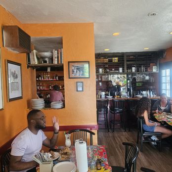 YARDY RUM BAR - Updated August 2025 - 163 Photos & 103 Reviews - 837 ...