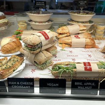 MOULIN - Updated August 2024 - 3192 Photos & 1545 Reviews - 1000 ...