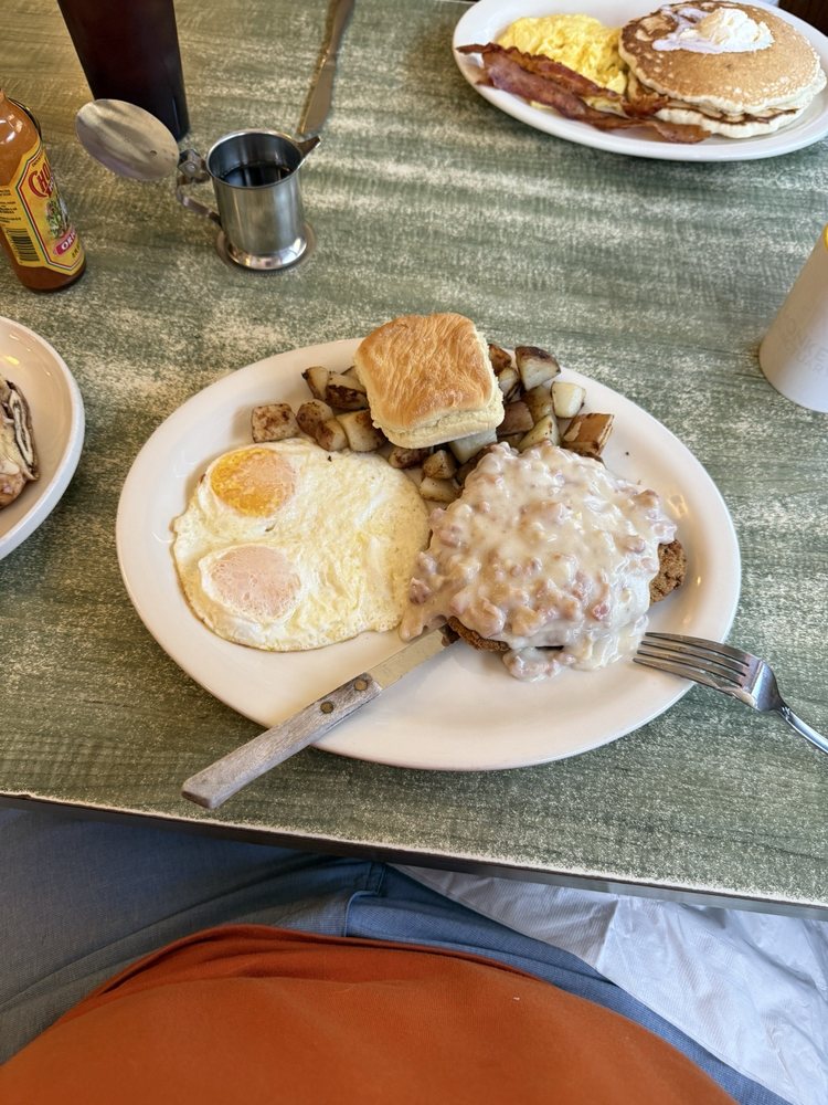 SILVERADO CAFE - Updated September 2025 - 288 Photos & 260 Reviews ...