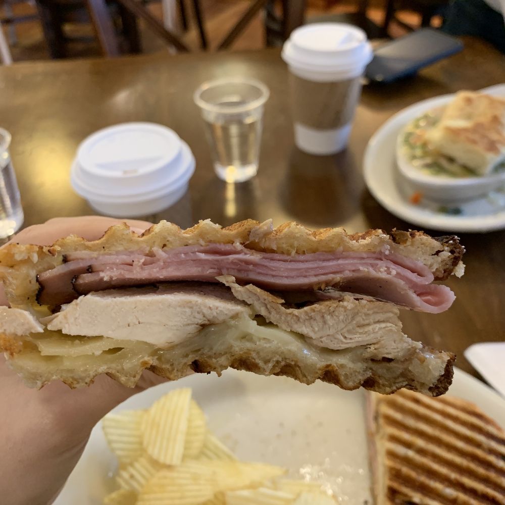 STOWE BEE BAKERY & CAFE - 133 Photos & 163 Reviews - 1056 Mountain Rd ...