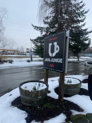 JAVA JUNKIE - Updated July 2025 - 29 Reviews - 2425 Meridian Ave E ...