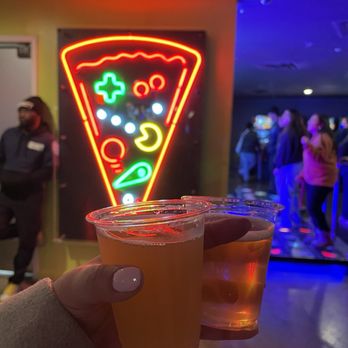 CIDERCADE AUSTIN - Updated June 2025 - 768 Photos & 496 Reviews - 600 E ...