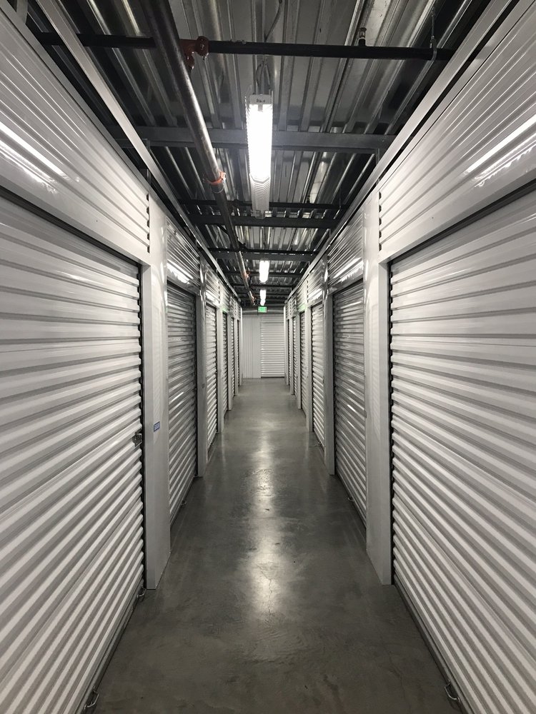 BAY ROCK STORAGE - Updated April 2025 - 25 Photos & 60 Reviews - 985 ...