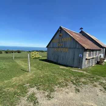 MIELLERIE DU CRATÈRE DE CHARLEVOIX - Updated August 2024 - 3390 Route ...