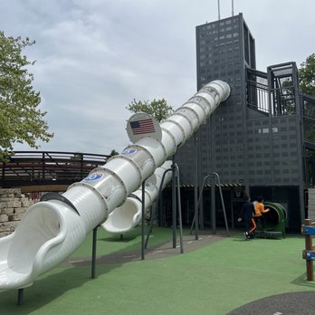 BURR RIDGE PARK DISTRICT - Updated December 2025 - 17 Photos - 15W400 ...