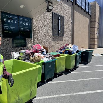 SAVERS - Updated November 2024 - 214 Photos & 316 Reviews - 7117 ...