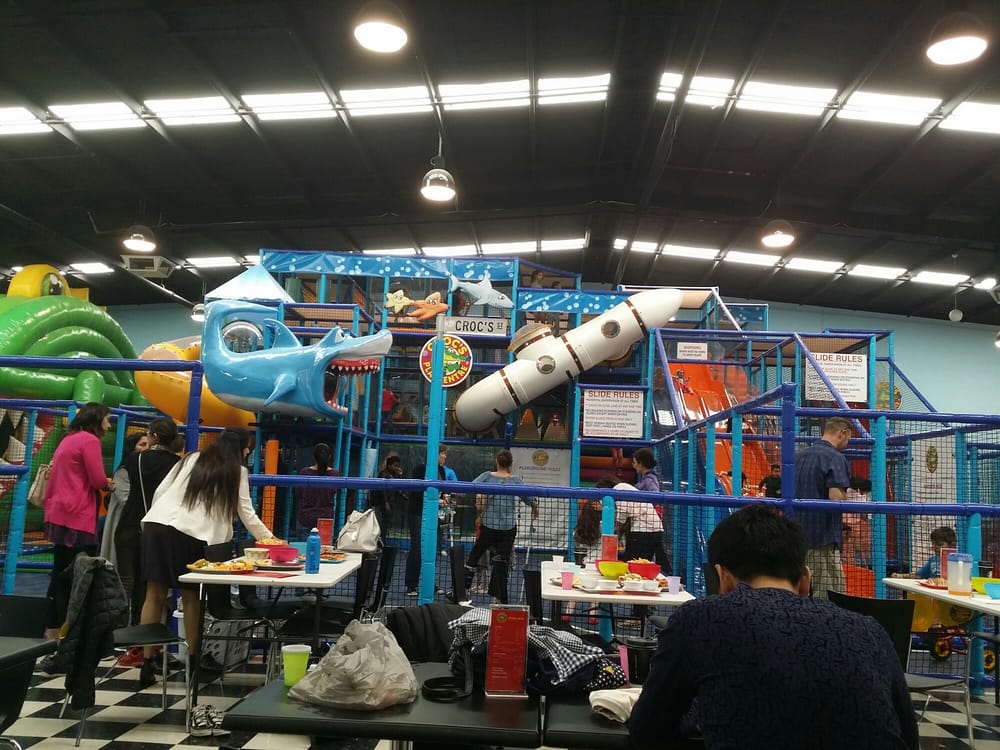 CROCS PLAYCENTRE - Updated December 2025 - 1924 Princes Hwy, Clayton ...