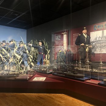 WISCONSIN VETERANS MUSEUM - Updated December 2025 - 163 Photos & 36 ...