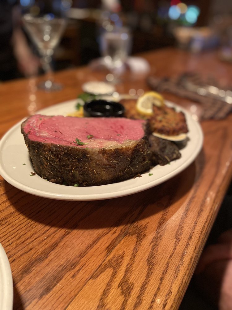 RAINBOW GRILLE AND TAVERN - Updated May 2025 - 25 Photos & 48 Reviews ...