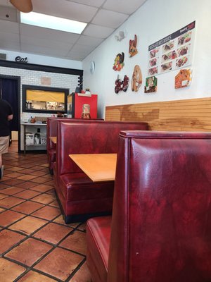 COUNTRY FOODLY - Updated October 2025 - 208 Photos & 270 Reviews - 5240 ...