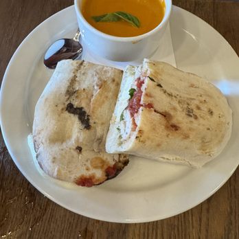 BETTOLA - Updated October 2025 - 438 Photos & 305 Reviews - 2930 3rd ...