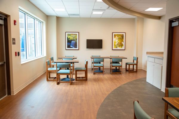 TRUSTPOINT HOSPITAL - Updated October 2025 - 26 Photos - 1009 N ...