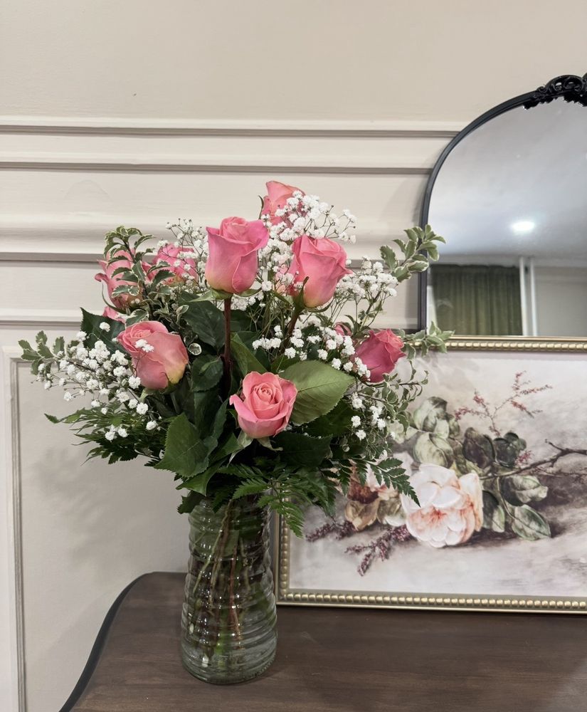 BLOOMIES FLOWER SHOP - Updated December 2025 - 74 Photos & 31 Reviews ...