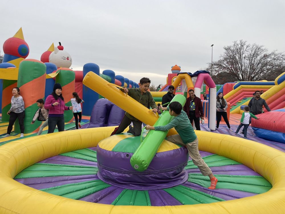 FUNBOX - Updated January 2026 - 54 Photos & 39 Reviews - 344 Tully Rd ...